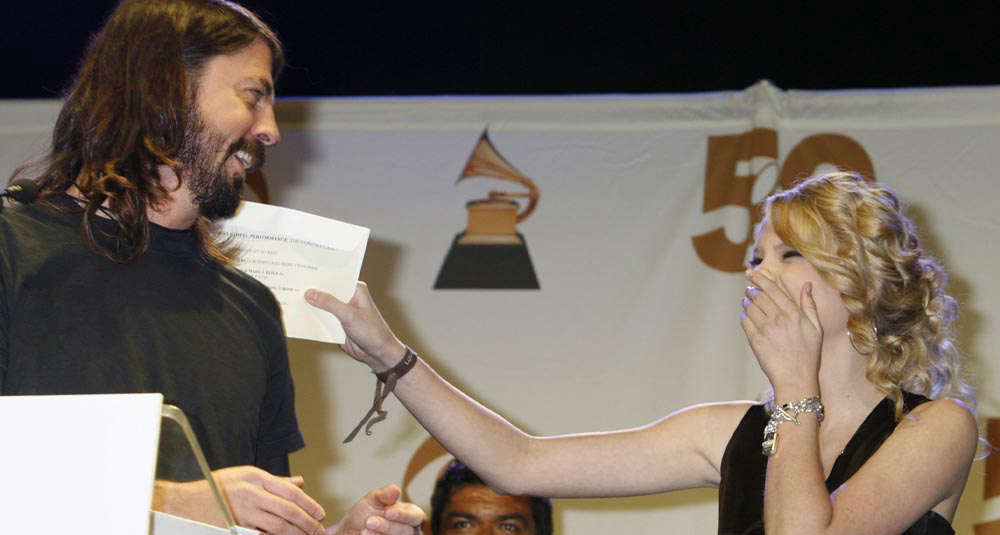 Did Dave Grohl Just Take A Swipe At Taylor Swift? - FLY 92.3