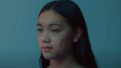 Christina Aguilera releases new version of music video - Ireland's ...