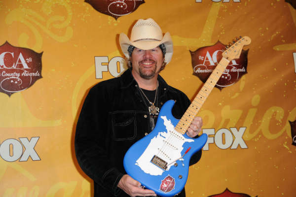 Country Music Star Toby Keith Dies Aged 62 Irelands Classic Hits Radio