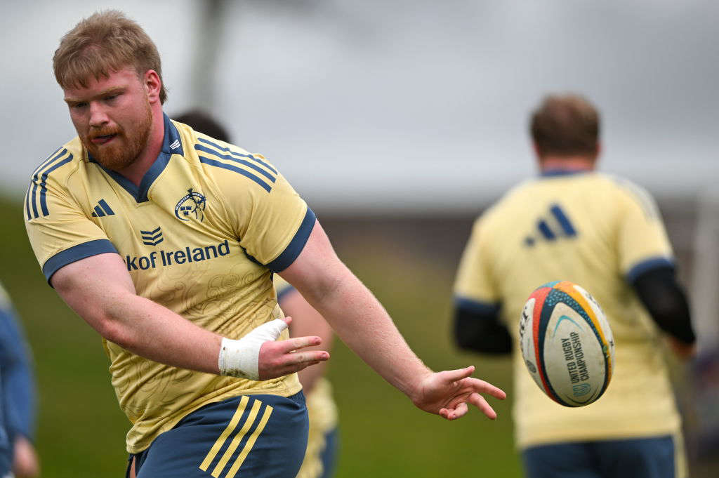 Promising academy prop promoted to Munster senior squad - Limerick's ...