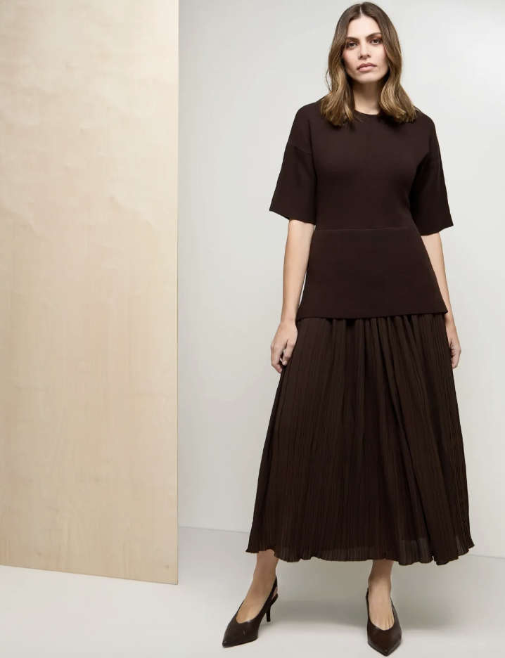 Dunnes Stores reveal new 'elegant' €50 dress for spring events - Cork's ...