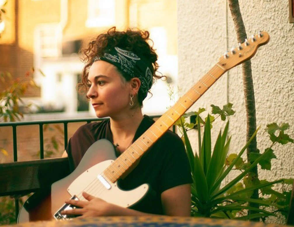 The Breathing Room presents...Flo Perlin - West Kent Radio | FM ...