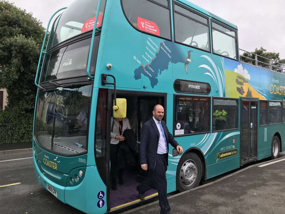 Transport Minister visits Cornwall to hear about bus improvements ...